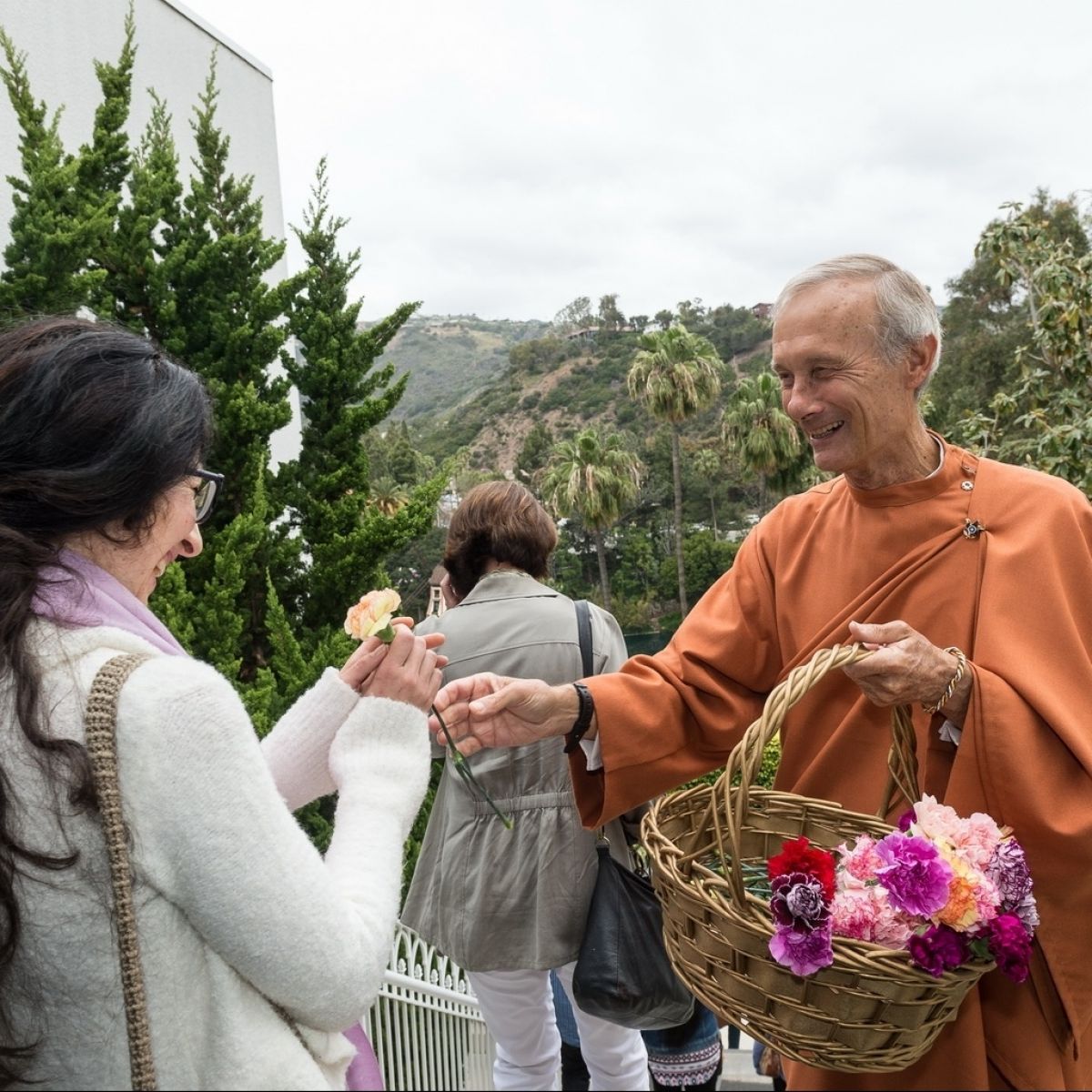 Self Realization Fellowship | Contact Us