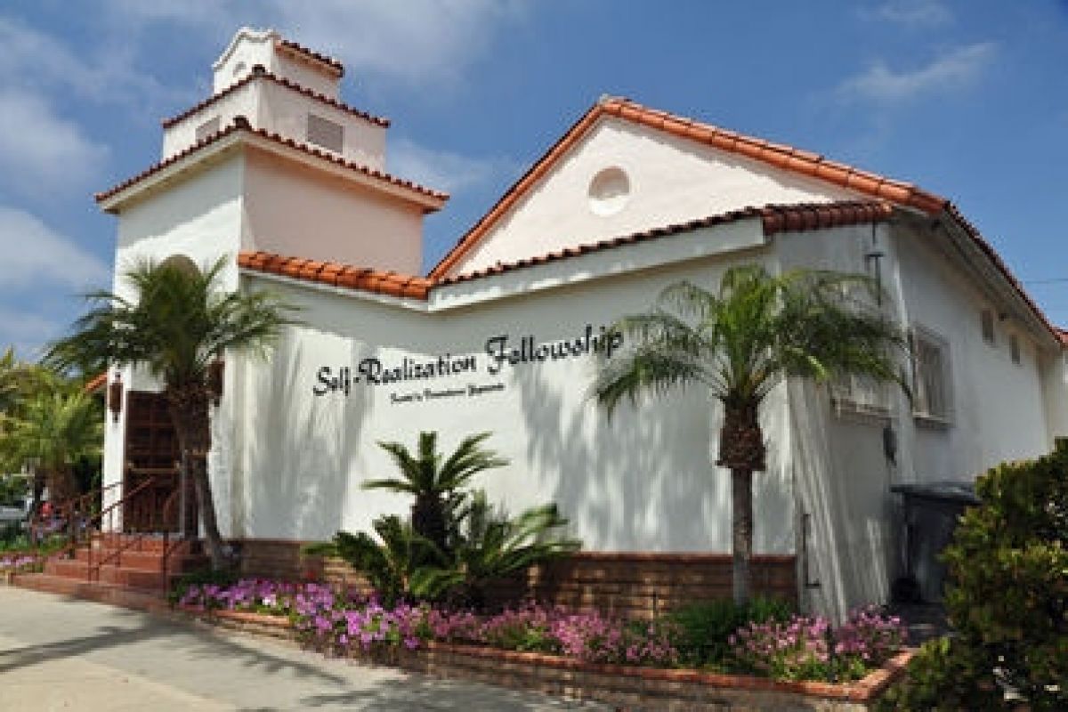 Self Realization Fellowship | Temple d’Encinitas